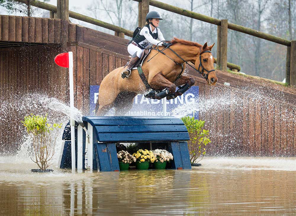 Jessica Phoenix affiche deux Top 10 au Concours complet international ...